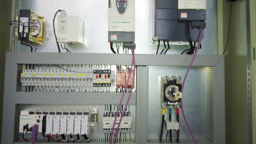 PLC 基础元素详解,常开常闭自锁互锁,学习PLC的基础