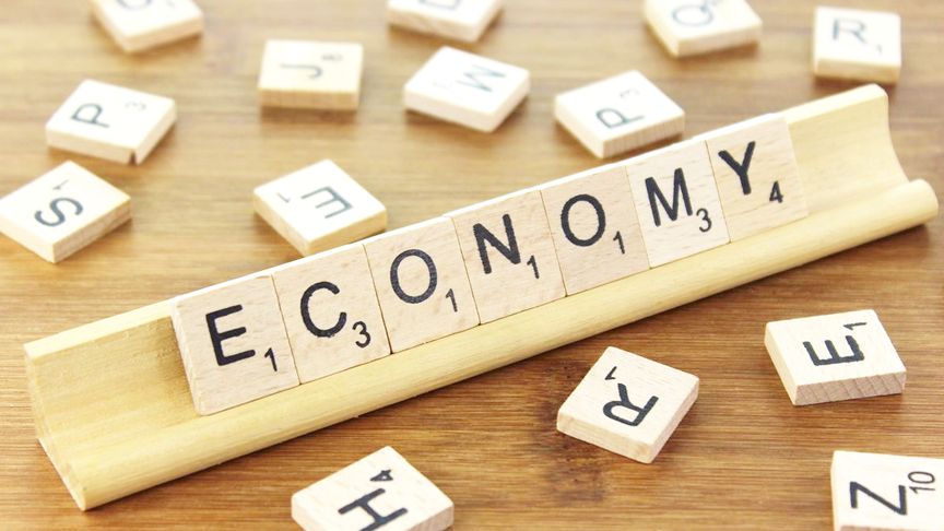 通俗经济学:一个视频秒懂决定消费增长的两个核心因素