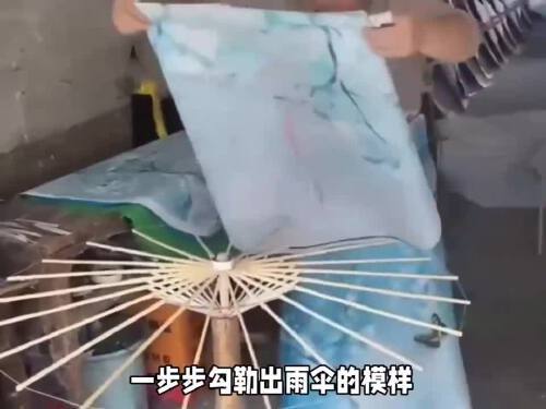 美女亲手制作雨伞,从骨架到伞面全程高能!