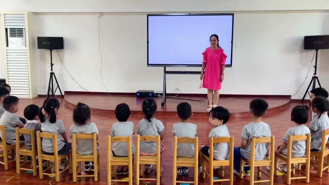 小班数学活动《点点点》说课视频+教学视频