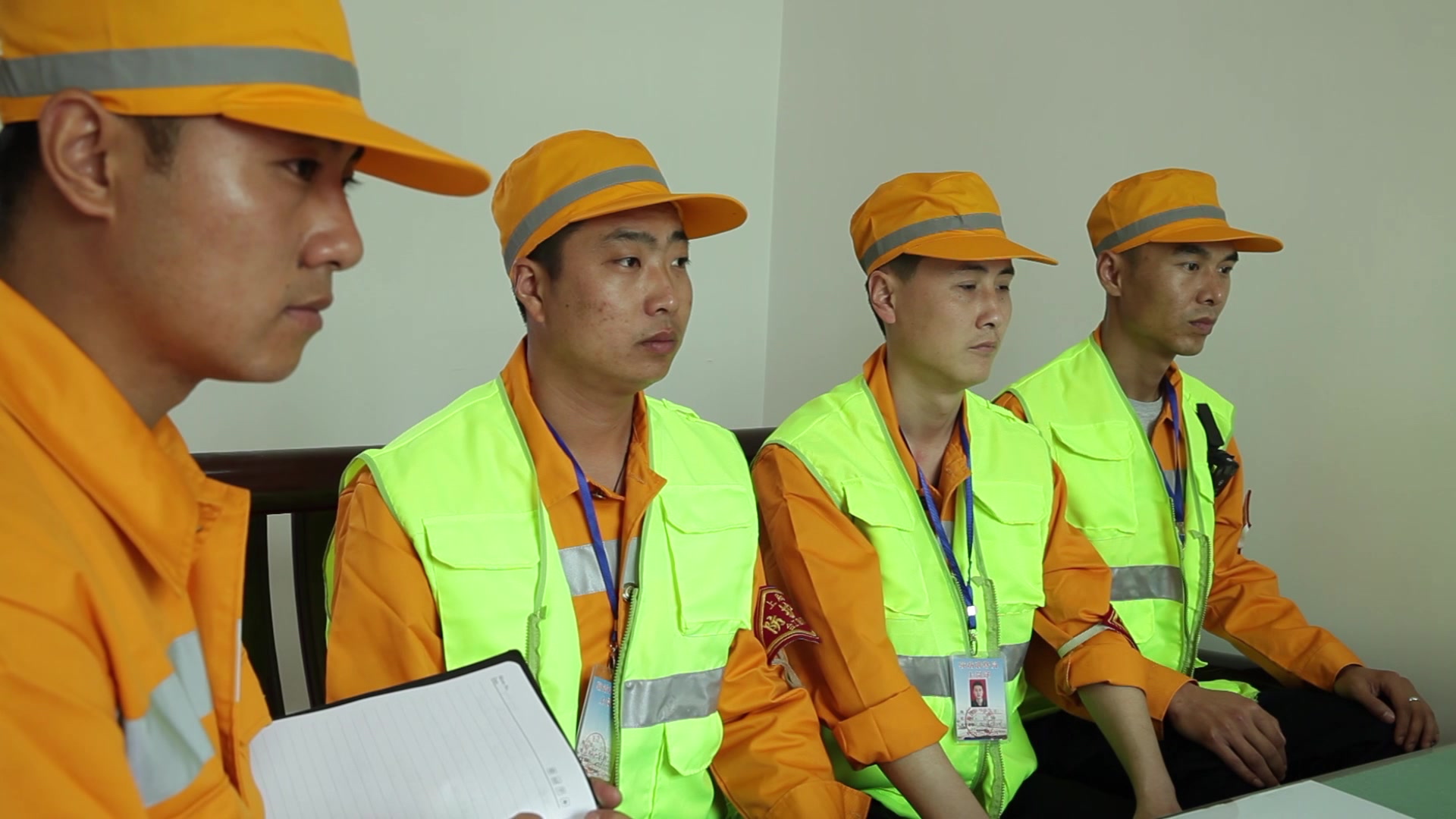 【铁路工务桥梁作业指导书】桥梁附属设备钢结构涂装作业