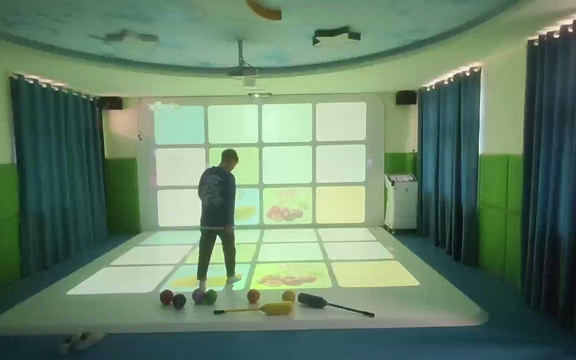 多媒体情景教室,特殊儿童的乐园