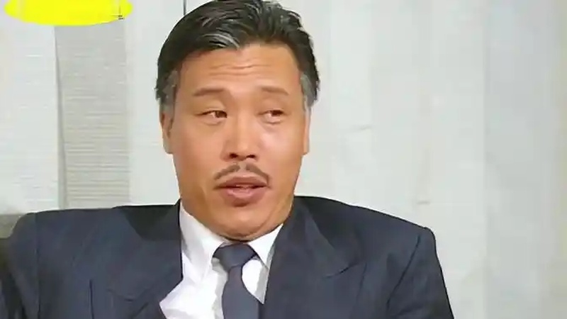 风水大找龙穴替自己加强运势,没想到找到大凶穴害死了自己