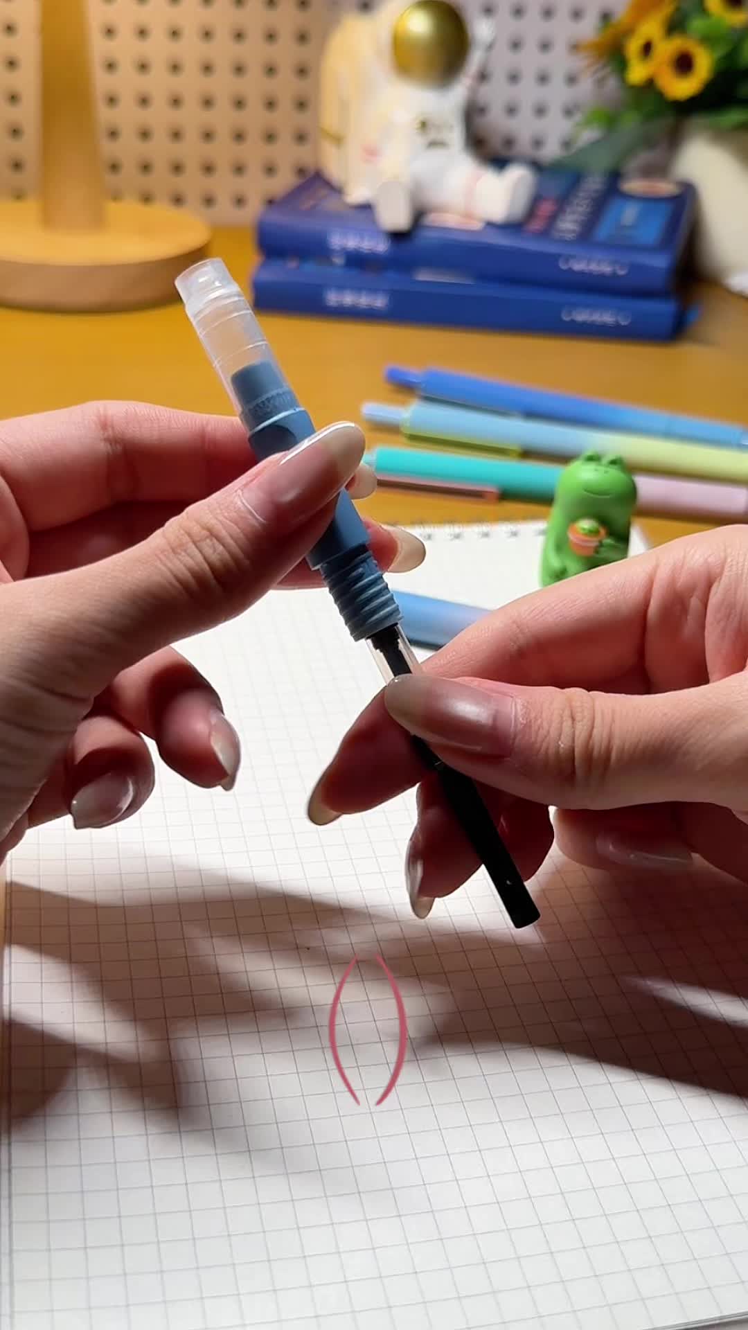按动钢笔装墨即写很方便。 #按动钢笔 #文具安利 #学习用品