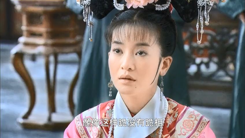 还珠格格:小燕子学规矩,容嬷嬷认真教学,小燕子却一点也不配合