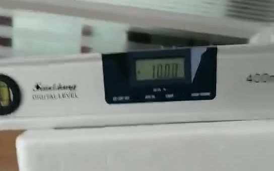 怎么看一个水平尺准不准?为什么水平尺正放是0,反过来就不是0?