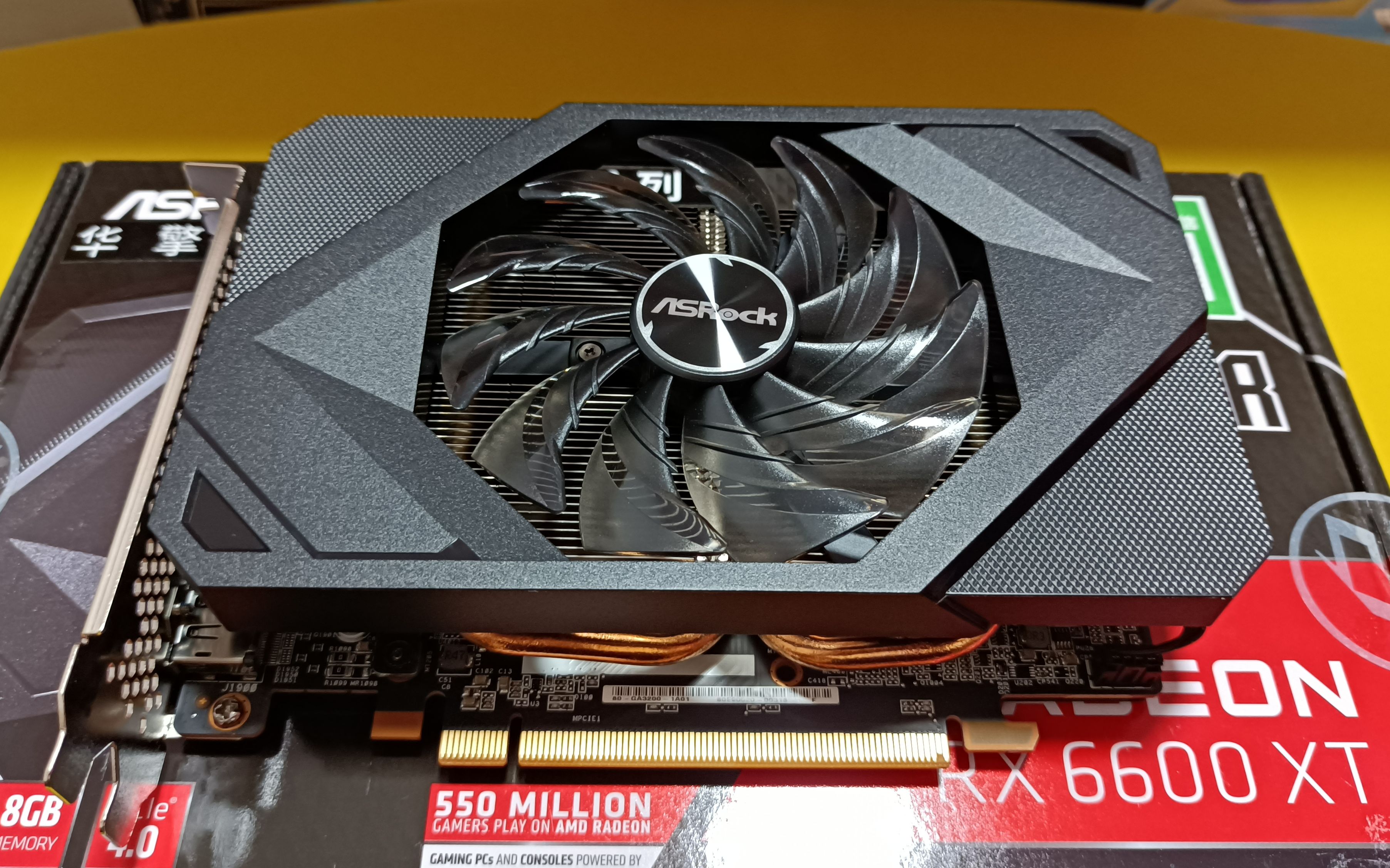 【华擎6600xt单风扇】开箱以及不严谨的1080p下跑分测试