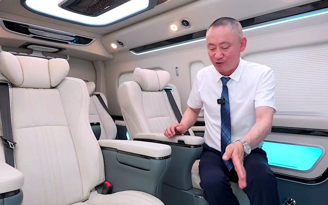 家庭用车商务接待就得选择海狮这样的商务车