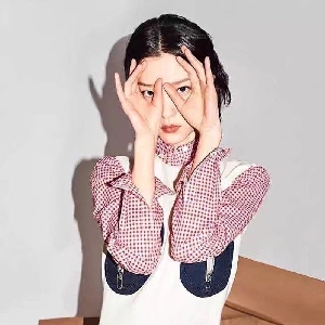 蒜秋儿 