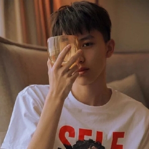 矛盾小铭 
