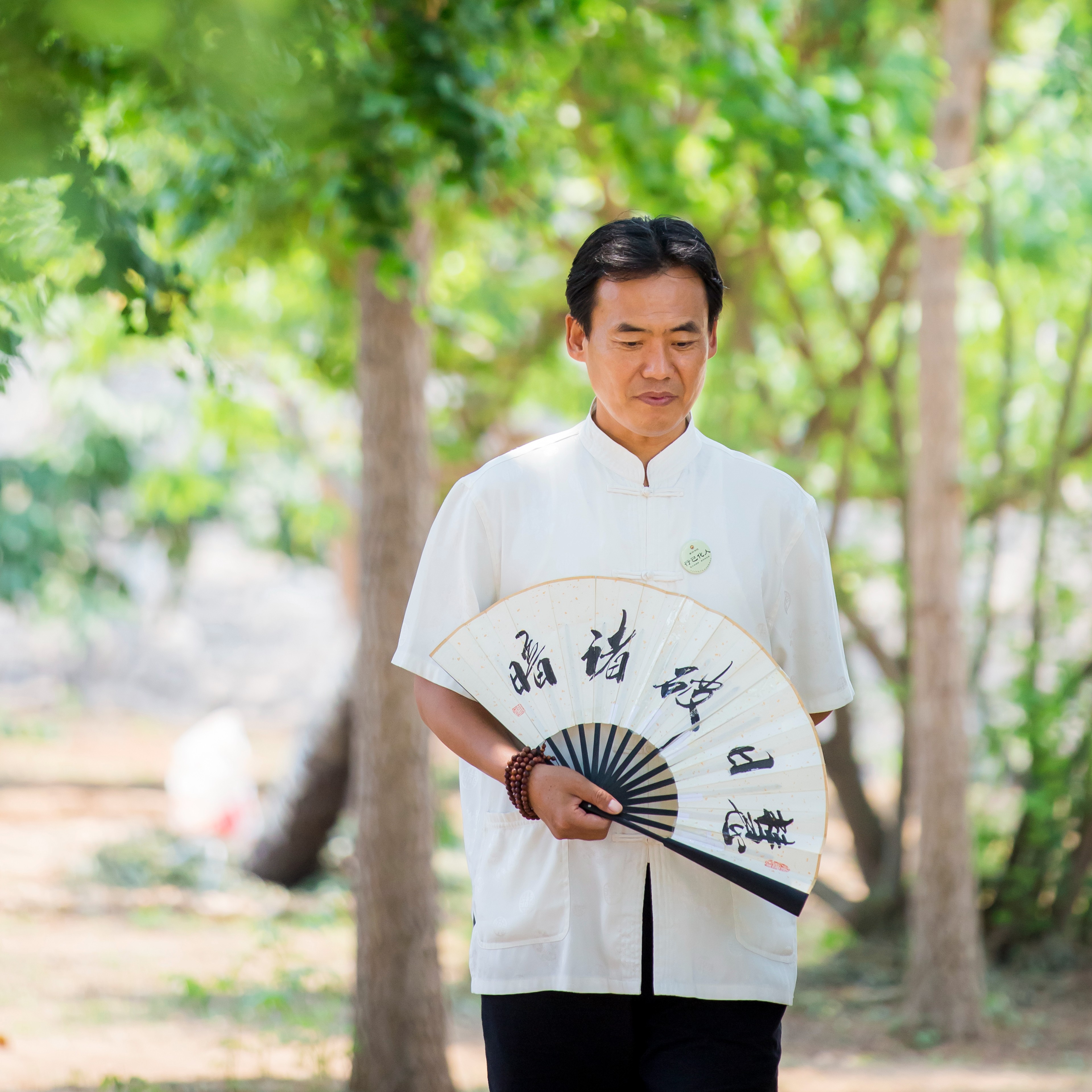 普明江无新 