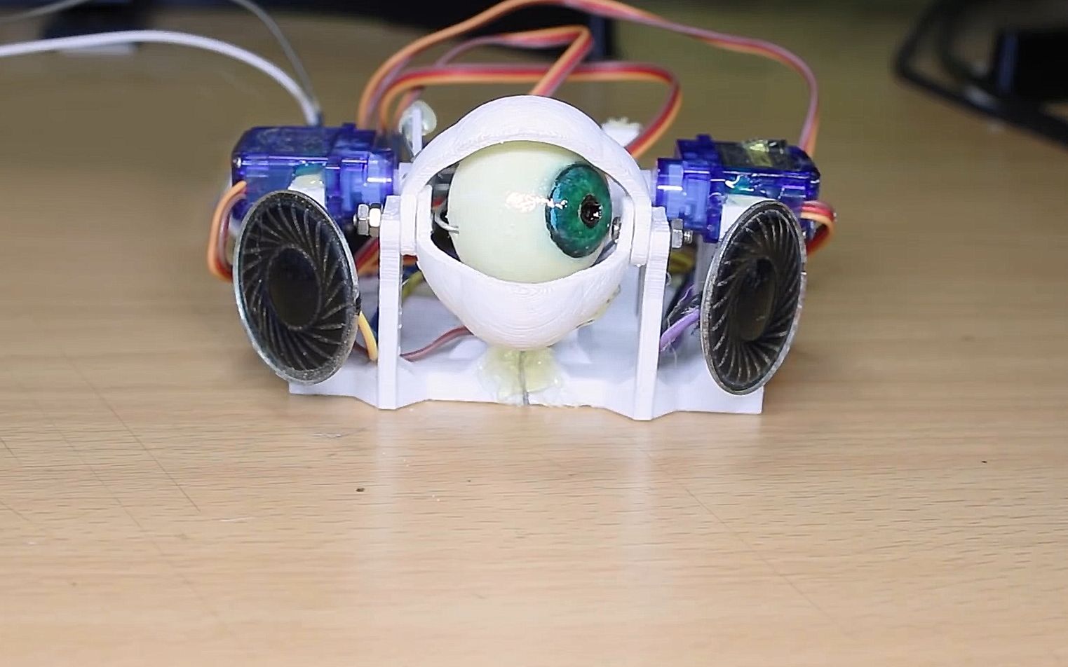 【开源项目】做一个可以声控的机器人眼睛