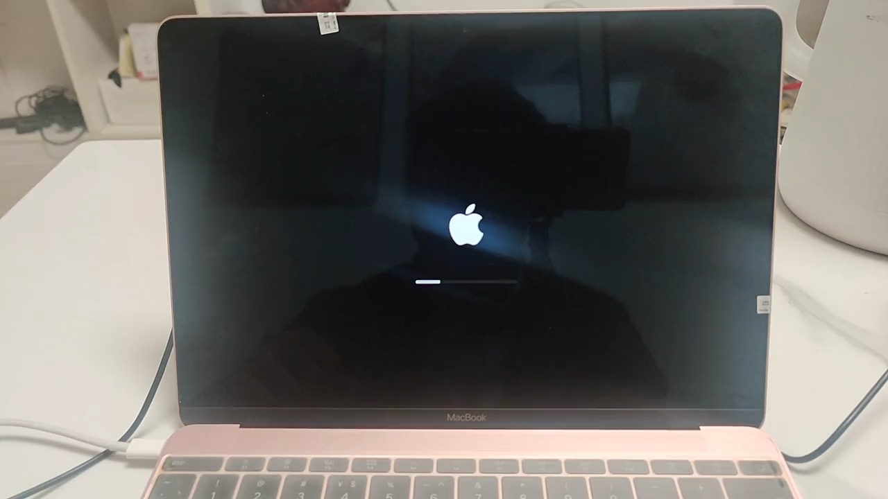 Mac book使用系统u盘安装教程