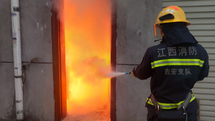 消防员宣传片,太震撼了!