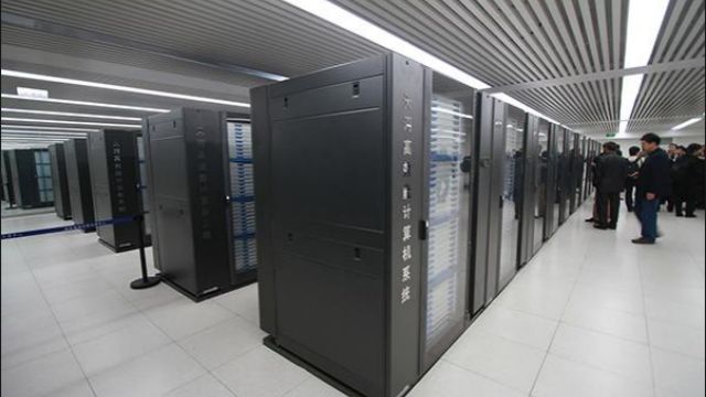 有霸占科技前列!中国造计算机一分钟相当于72亿人计算32年