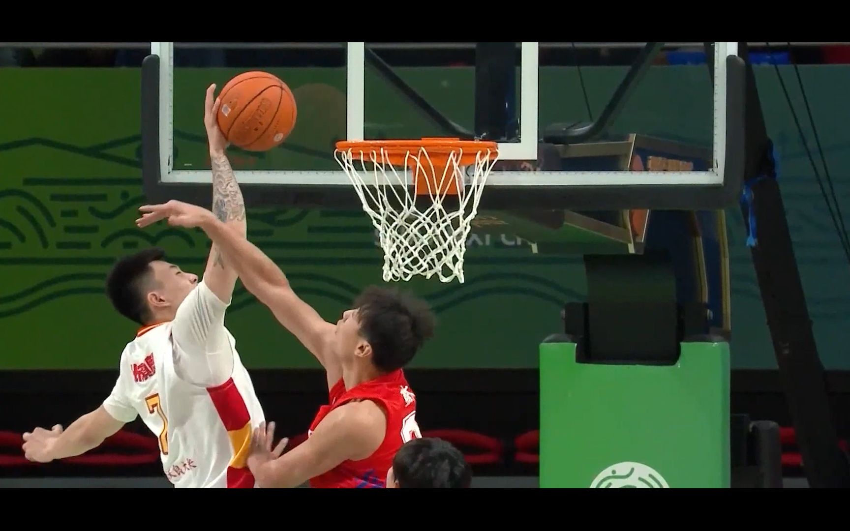 50个瞬间!带你看看最纯粹的中国篮球表演