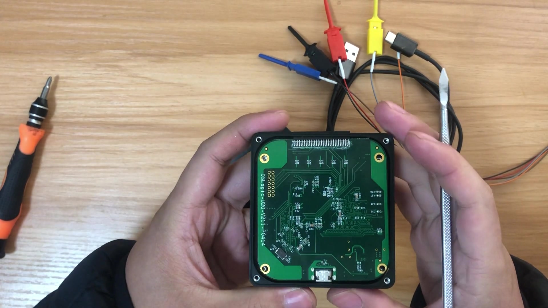 [拆机] 逻辑分析仪DSLogic拆解&说明