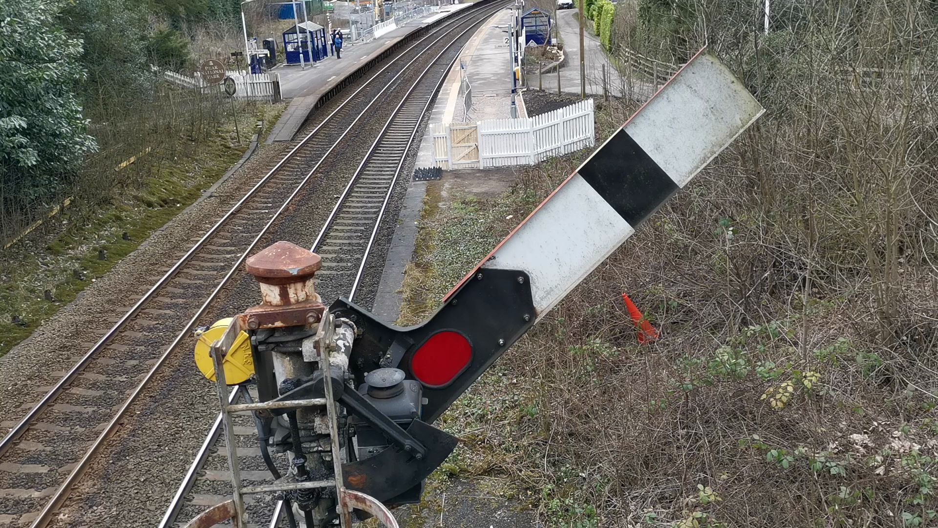 希望谷线上的臂板信号机