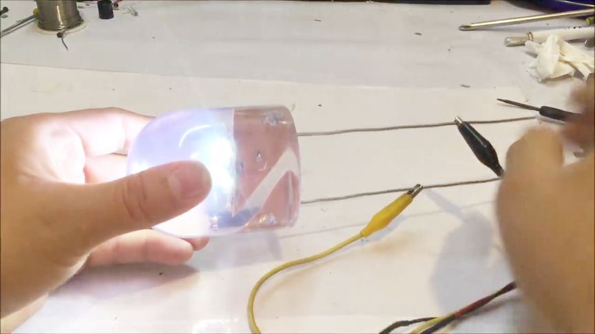 自制一个巨大的LED发光二极管,手工DIY制作过程