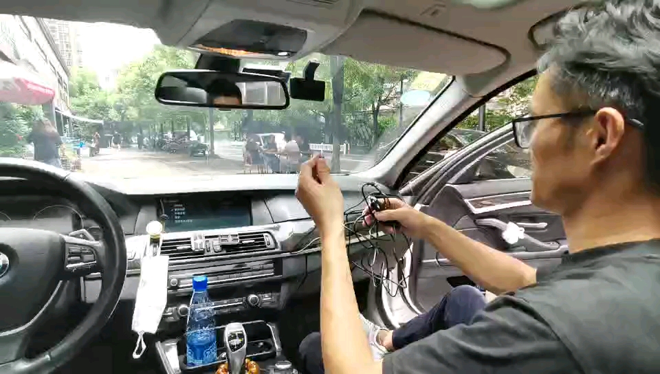 行车记录仪安装流程