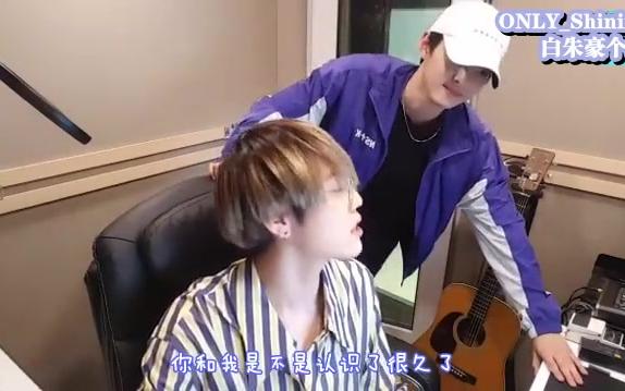 【OS中字】181002 Nflying直播白朱相关 和勋哥一起寻找童心