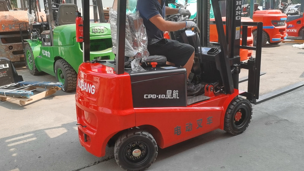 新疆1吨电瓶叉车价格(昊航电动叉车)