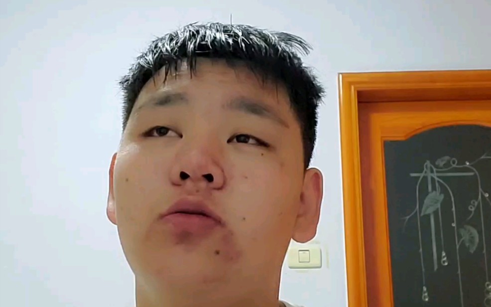 单人喜剧/脱口秀|今天下午突发奇想写了几个段子哈哈哈哈,想着说出来...