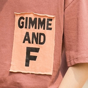 当地知名的可爱鬼 