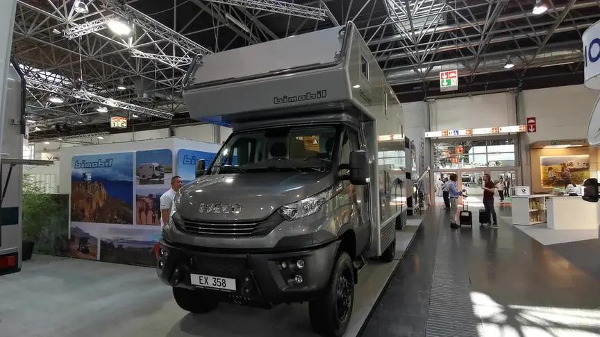 车高3.5米不怕翻车?全实木家具依维柯4×4越野房车 报价23万欧元