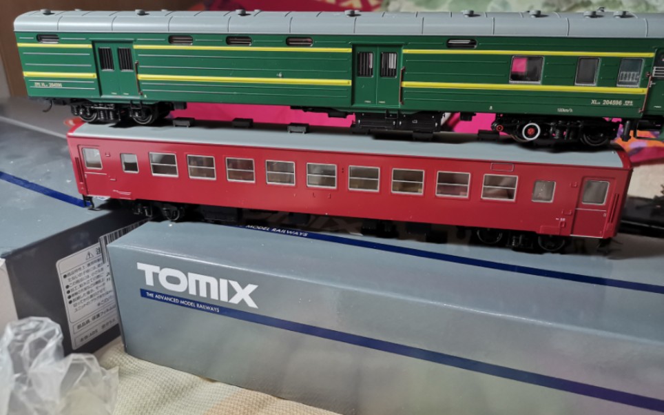 【ho比例火车模型视频·mtc的ho XL22行李22型车厢入段纪念·tomix...