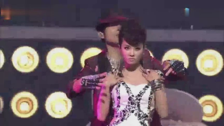 蔡依林出现在周杰伦演唱会,全场都疯了!那么多年,真令人唏嘘