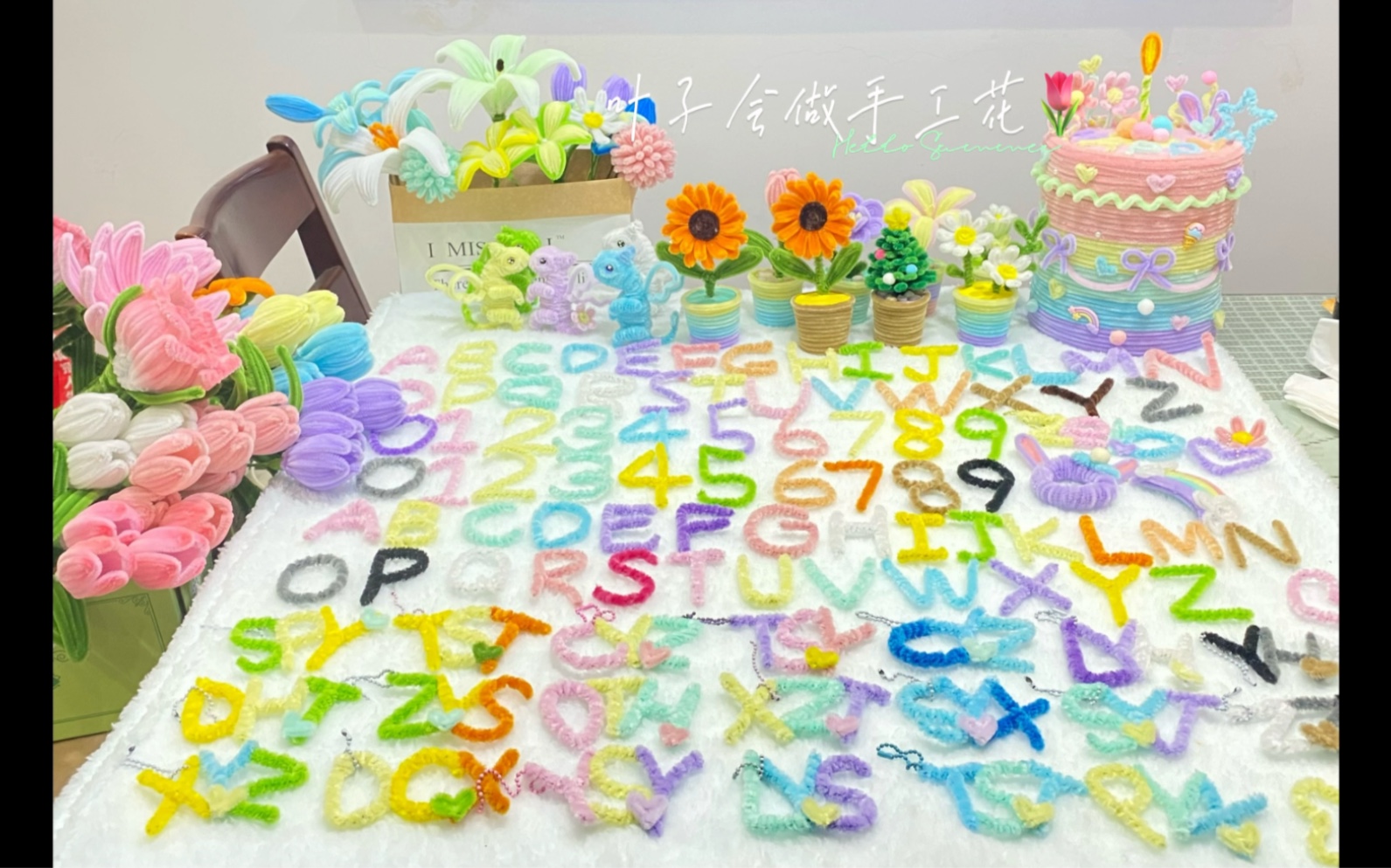 扭扭棒字母挂件教程来啦!真的很想每个字母的方法都显示一遍,奈何...