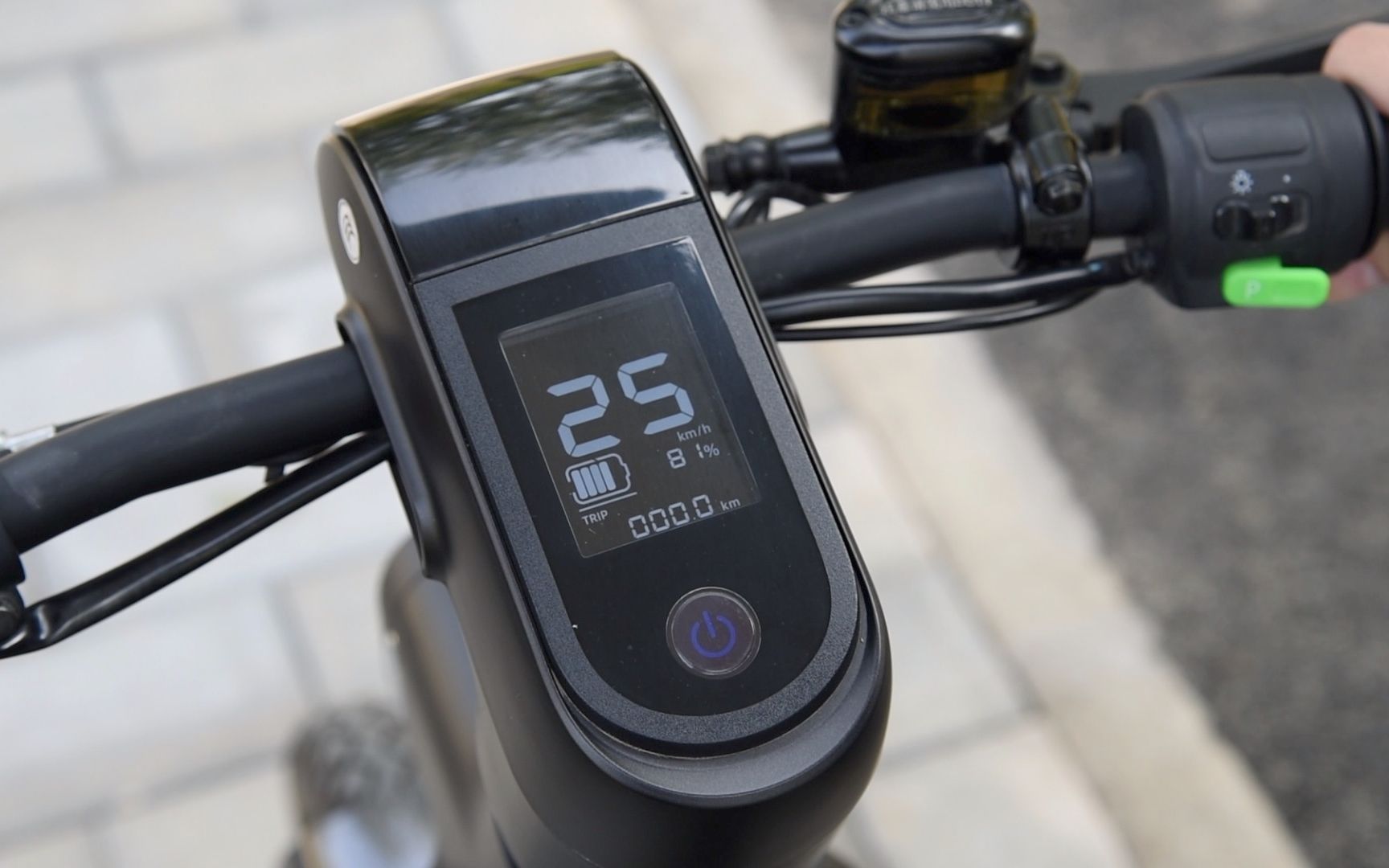 摩灵电动车体验:颜值在线方便好骑的短途代步工具