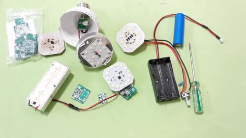 LED灯盘丢掉太可惜了,这样改造秒变LED调光灯,电工师傅都抢着用
