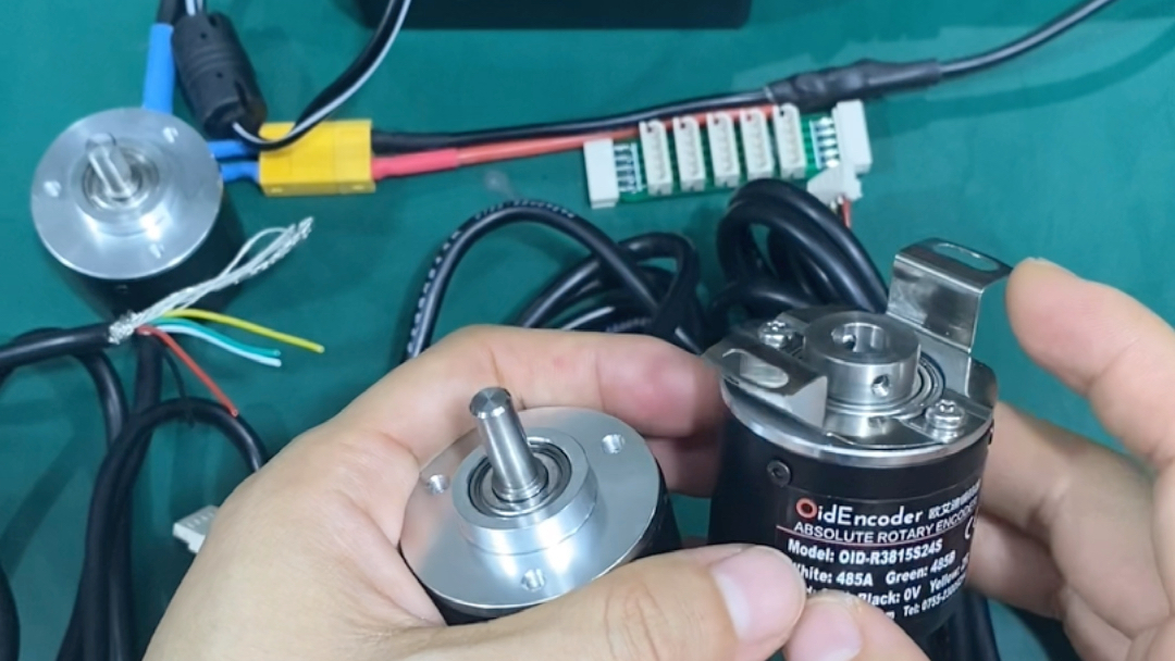 绝对值编码器简介与接线 欧艾迪编码器