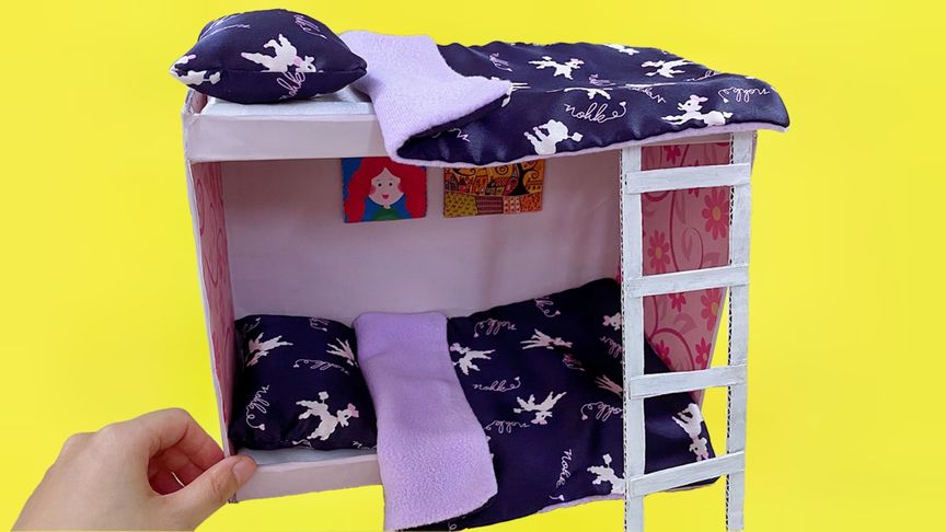 亲子手工-用废弃的纸箱给芭比娃娃做一个双层床吧!