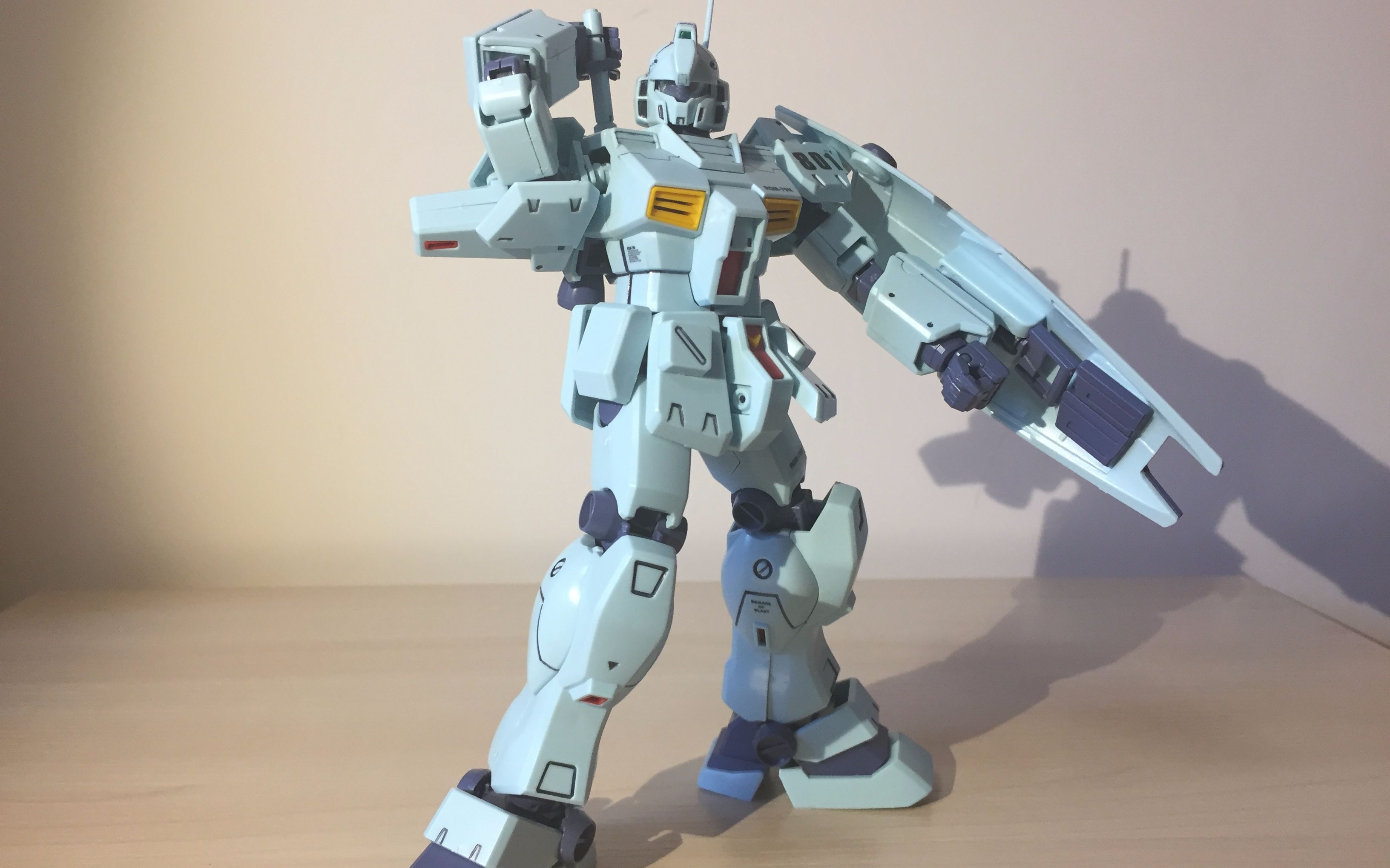 【忙里偷闲玩高达】致敬巴宁格!万代MG特装型吉姆模型介绍