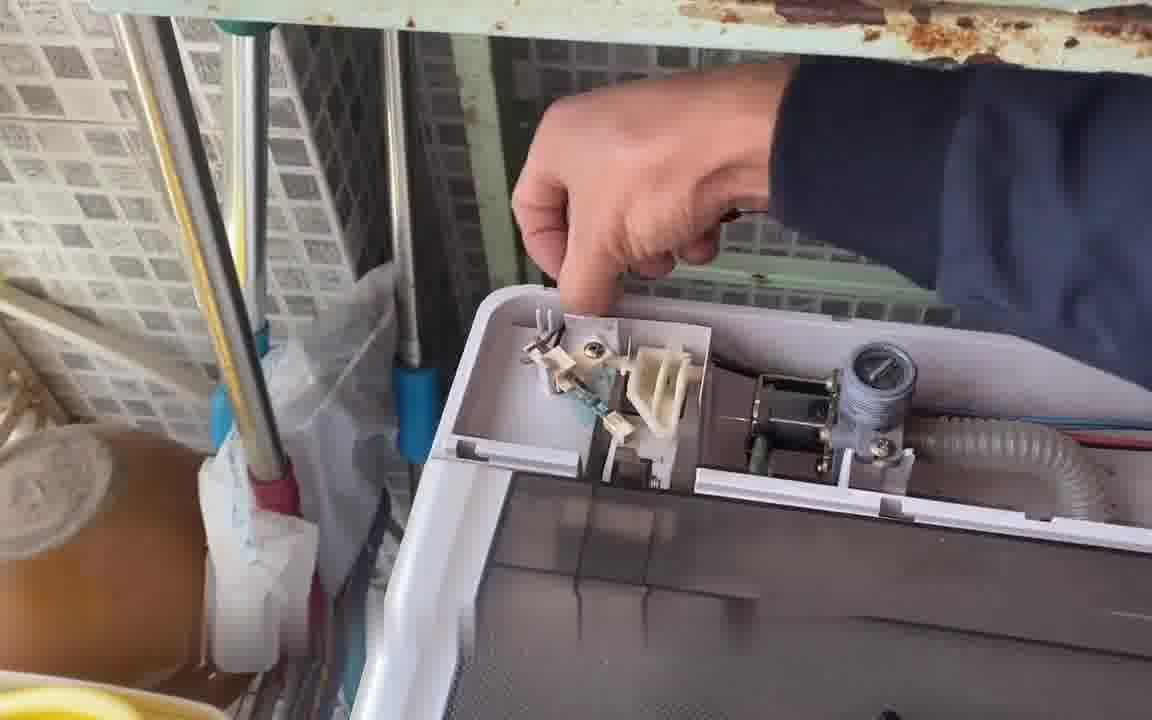 卡萨帝滚筒洗衣机报fc2原来这样弄一下就好了