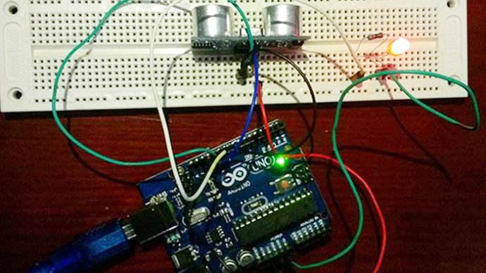 超声波远程测距,把距离信息远程显示在手机上,附送代码哦