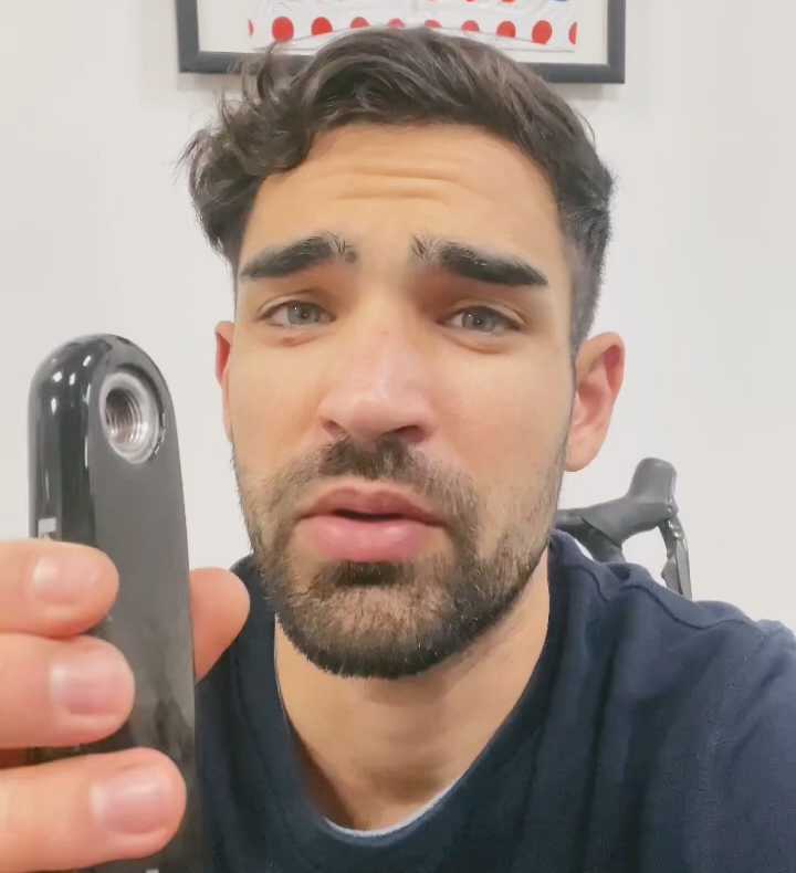 禧玛诺不用碳纤维材料制作牙盘还是有原因的,建议还是使用铝制牙盘...