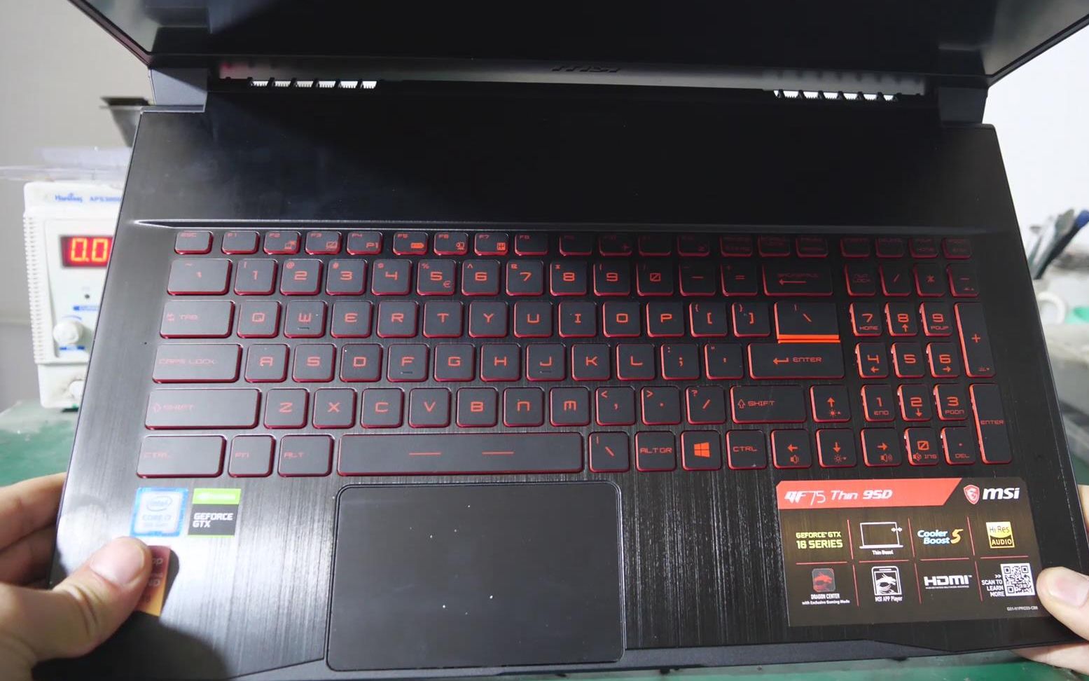 史上最惨机主花7800买微星笔记本,一天时间就被自己折腾坏了