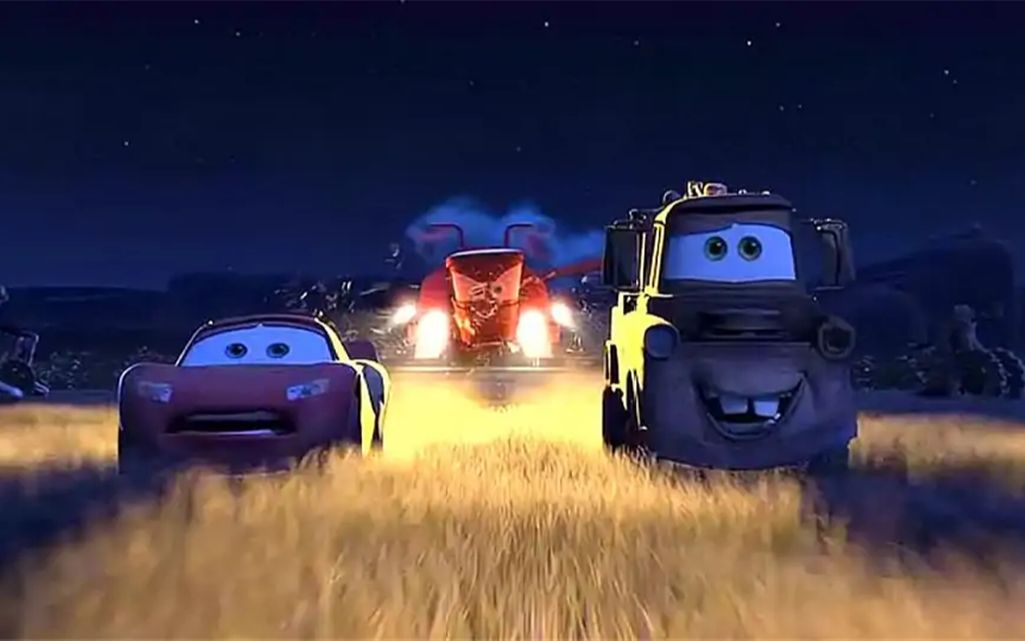 【赛车总动员】要是被这车卷里了,小赛车得报废了吧!