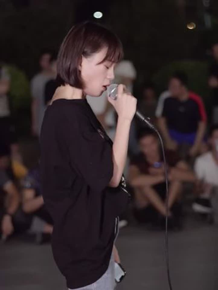 #信仰 #张信哲 每个人心中都有一个信仰,你的信仰在哪里
