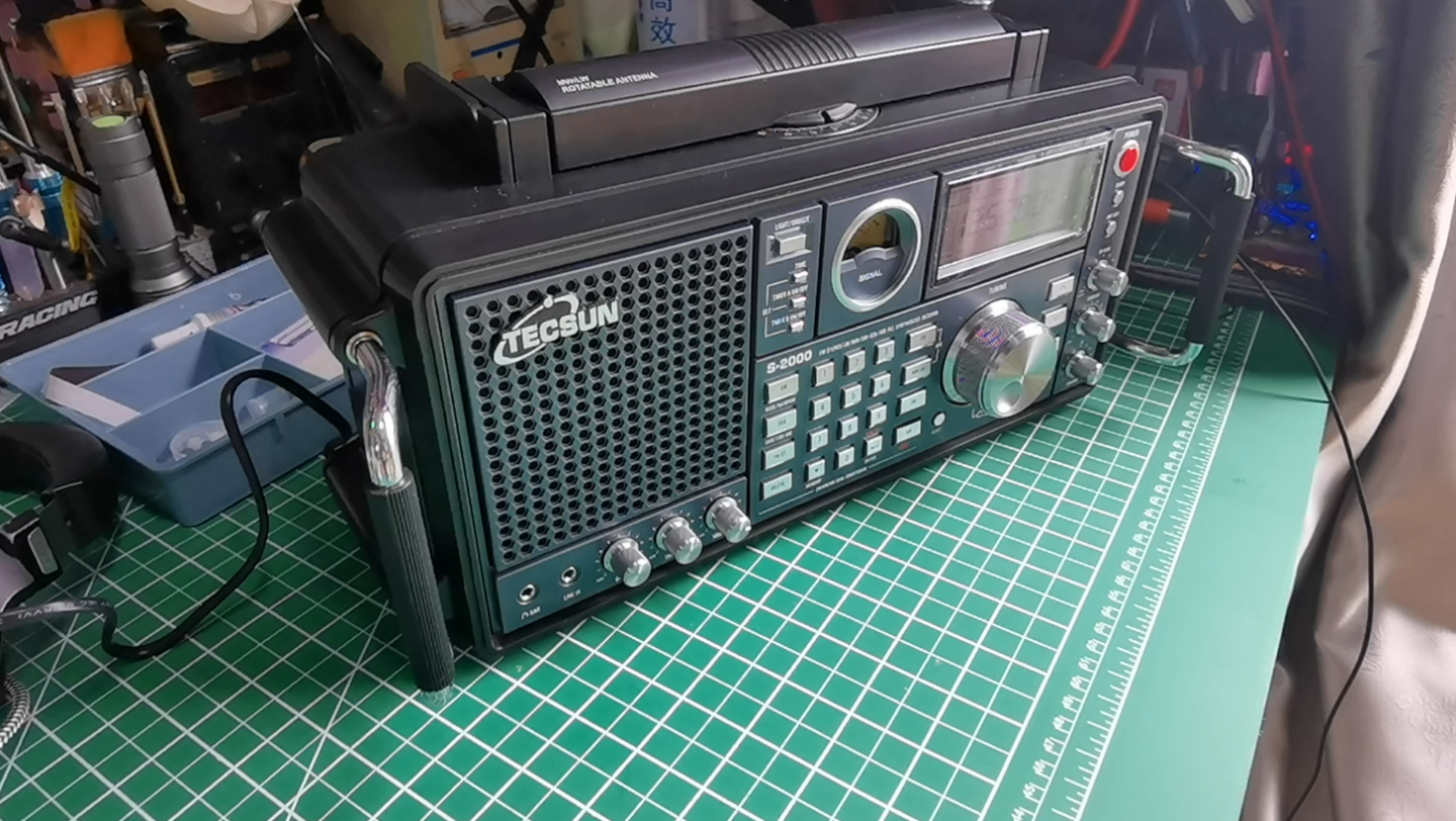 119-德生S2000收音机升级喇叭,电容,运放。