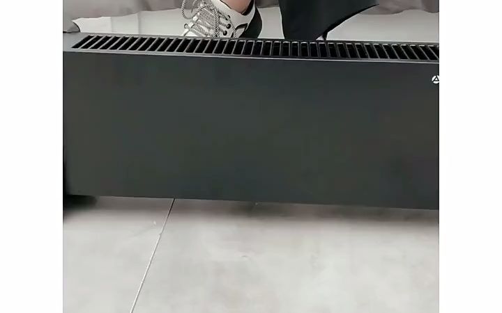 艾美特石墨烯取暖器踢脚线家用节能省电暖气客厅速热大面积电暖器