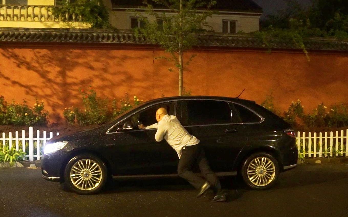 当年30多万的电动车 如今二手续航却不足200公里?
