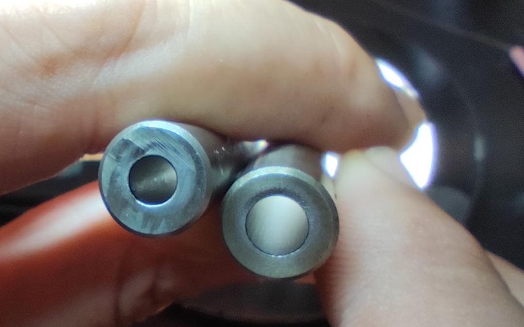 00:56 细长管无法使用传统抛光工艺抛光,因为细长管件的孔径较小,...