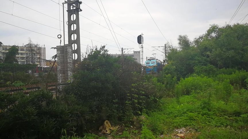 实拍:SS8 0210牵引从永州开往上海南的K576次列车