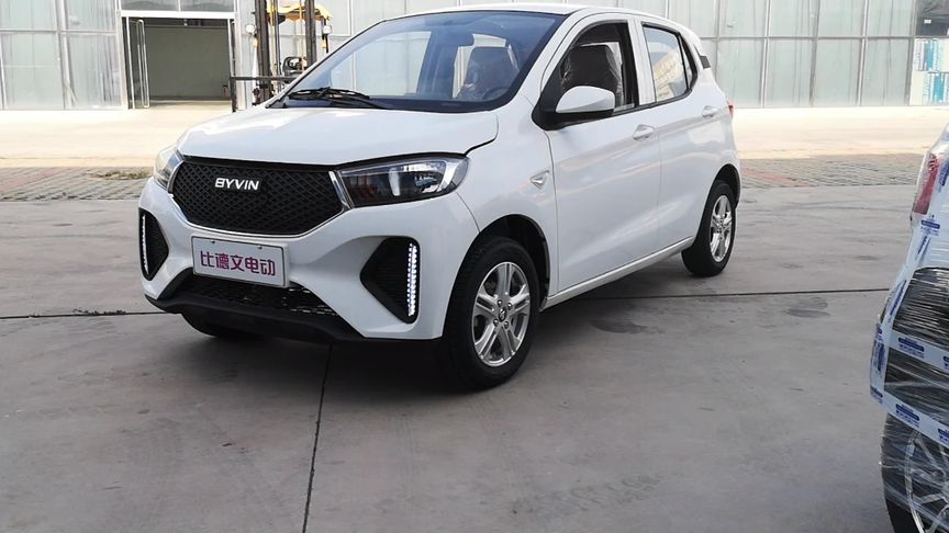 高端品牌低速电动汽车比德文电动四轮汽车