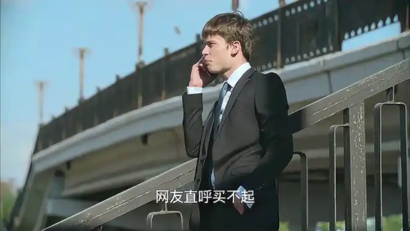 都说,抄袭是可耻的!华为手机发布会之后,全体都沉默了!就连